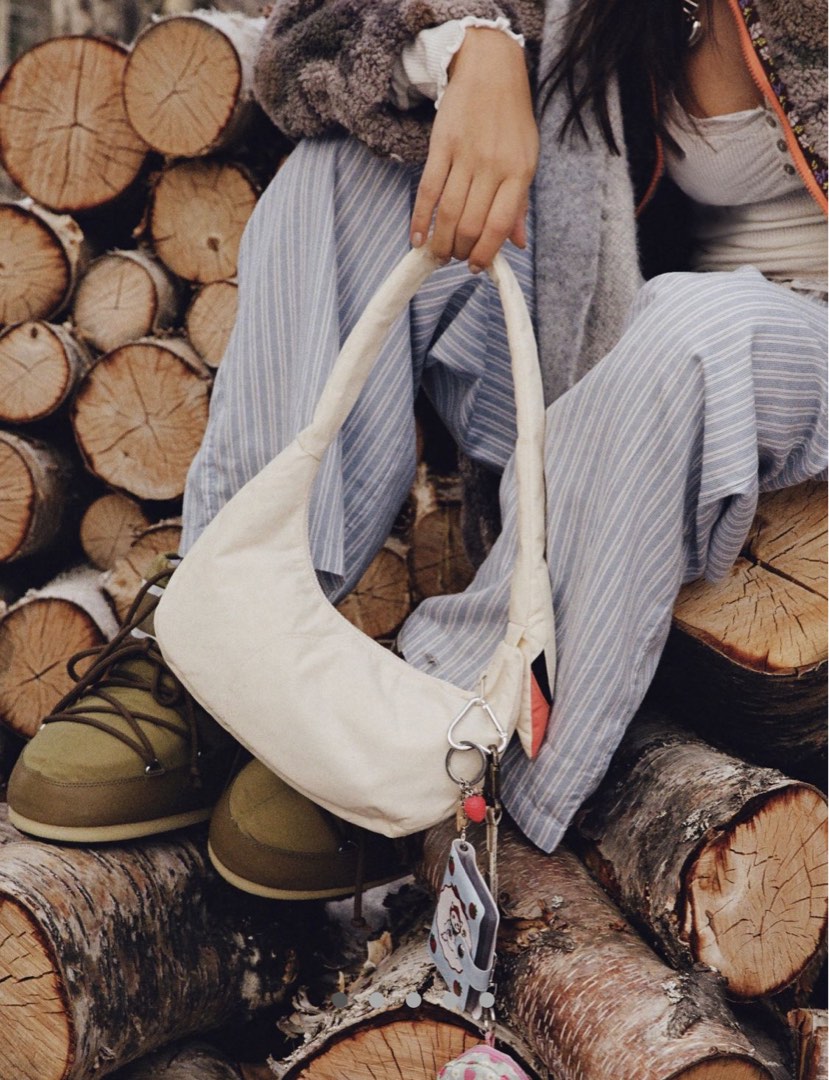 Baggu Swan Bag - Ivory, Women's Fashion, Bags & Wallets, Tote Bags on ...