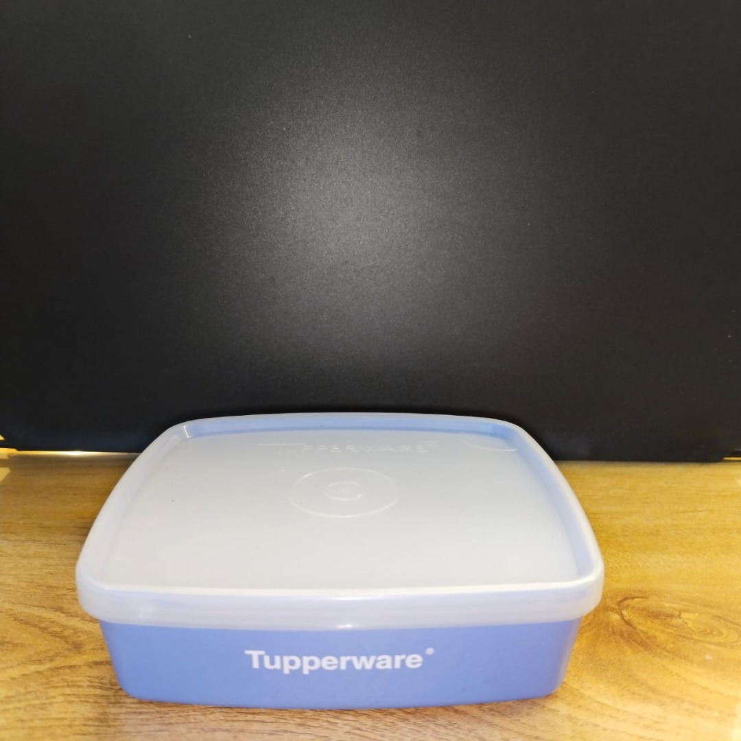 Kotak makan/sandwich Tupperware, Kitchen & Appliances di Carousell