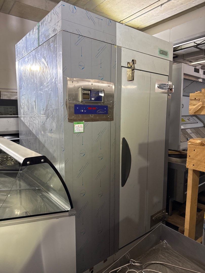 Promotion New William roll in blast chiller / freezer, TV & Home ...