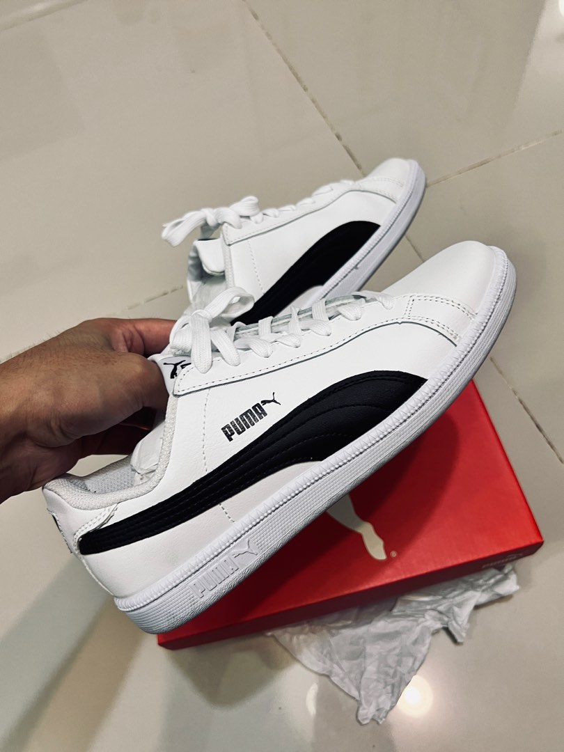 Puma Smash White, Women's Fashion, Footwear, Sneakers on Carousell