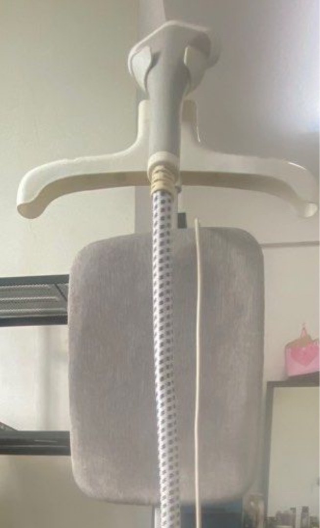 Simplus Steam Iron, Furniture & Home Living, Cleaning & Homecare ...