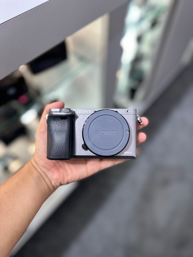 SONY A6000 BODY ONLY, Photography, Cameras on Carousell