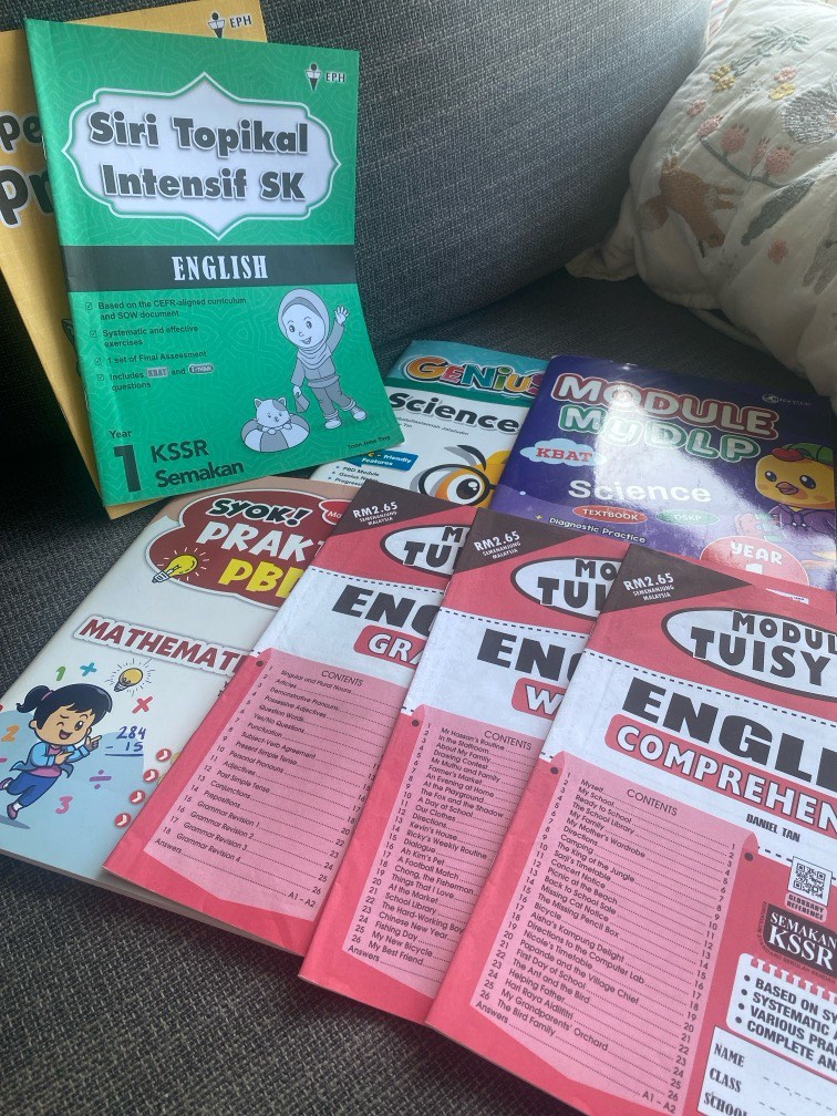 Year 1 national syllabus books, Hobbies & Toys, Books & Magazines ...