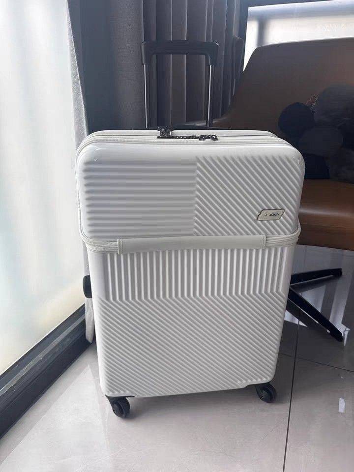 All new 24 inch medium size Japan hinomoto wheel luggage, top opening ...