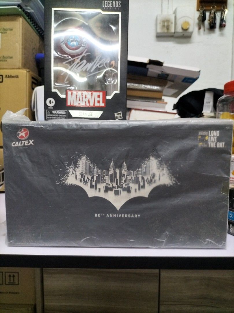 BATMAN BATMOBILE COLLECTION, Hobbies & Toys, Collectibles & Memorabilia ...