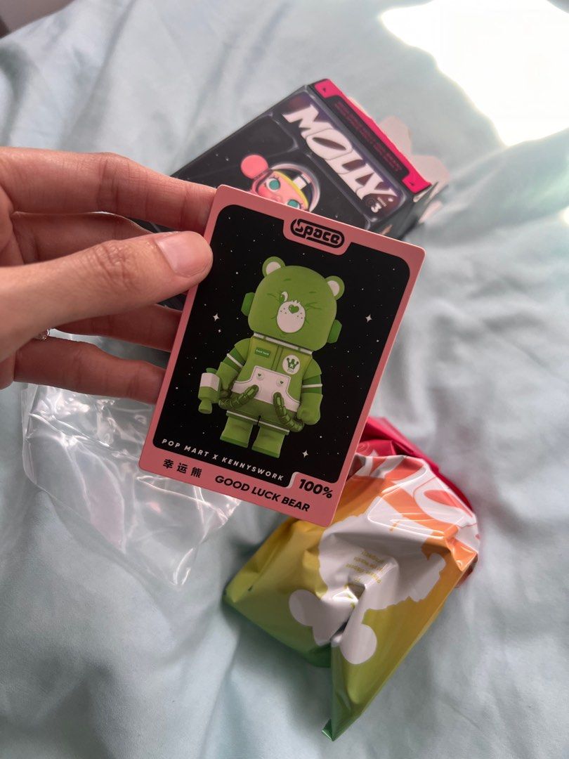 [BNIF] POPMART Mega Space Molly Series 3 - Good Luck Bear, Hobbies ...