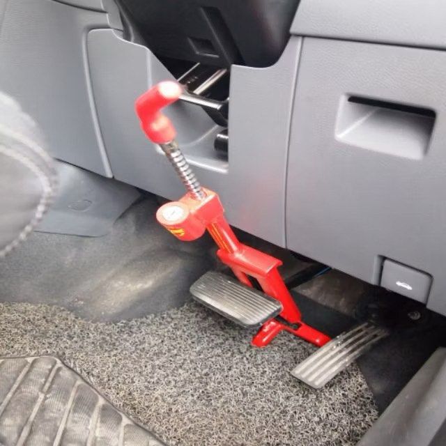 Car brake pedal lock, Auto Accessories on Carousell