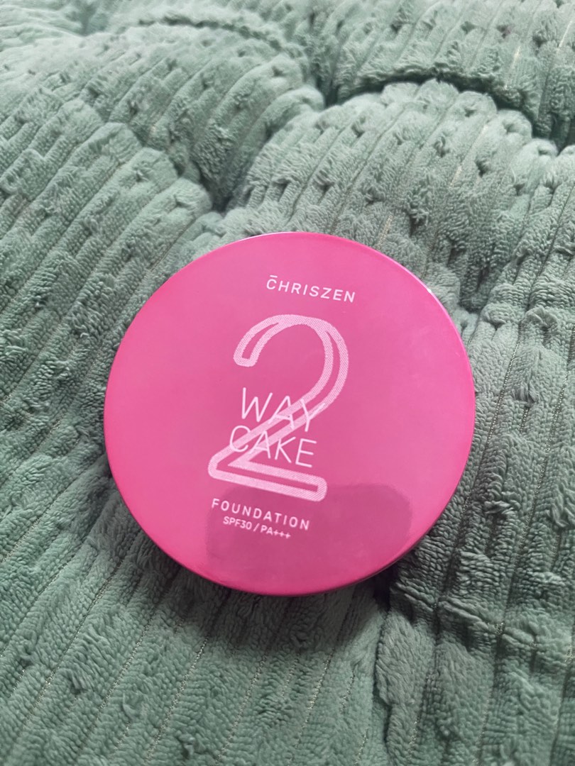 Chrizen two way cake foundation, Beauty & Personal Care, Face, Makeup ...