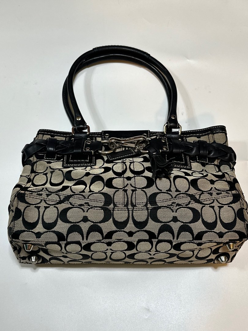 Coach Hampton Signature Canvass, Luxury, Bags & Wallets on Carousell