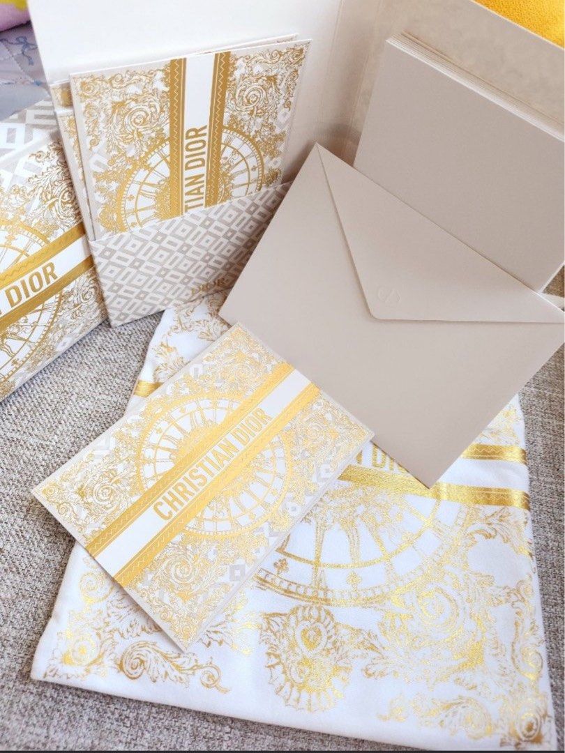 Dior Holiday 2024 Post Cards Set in Folder - Authentic, Hobbies & Toys ...