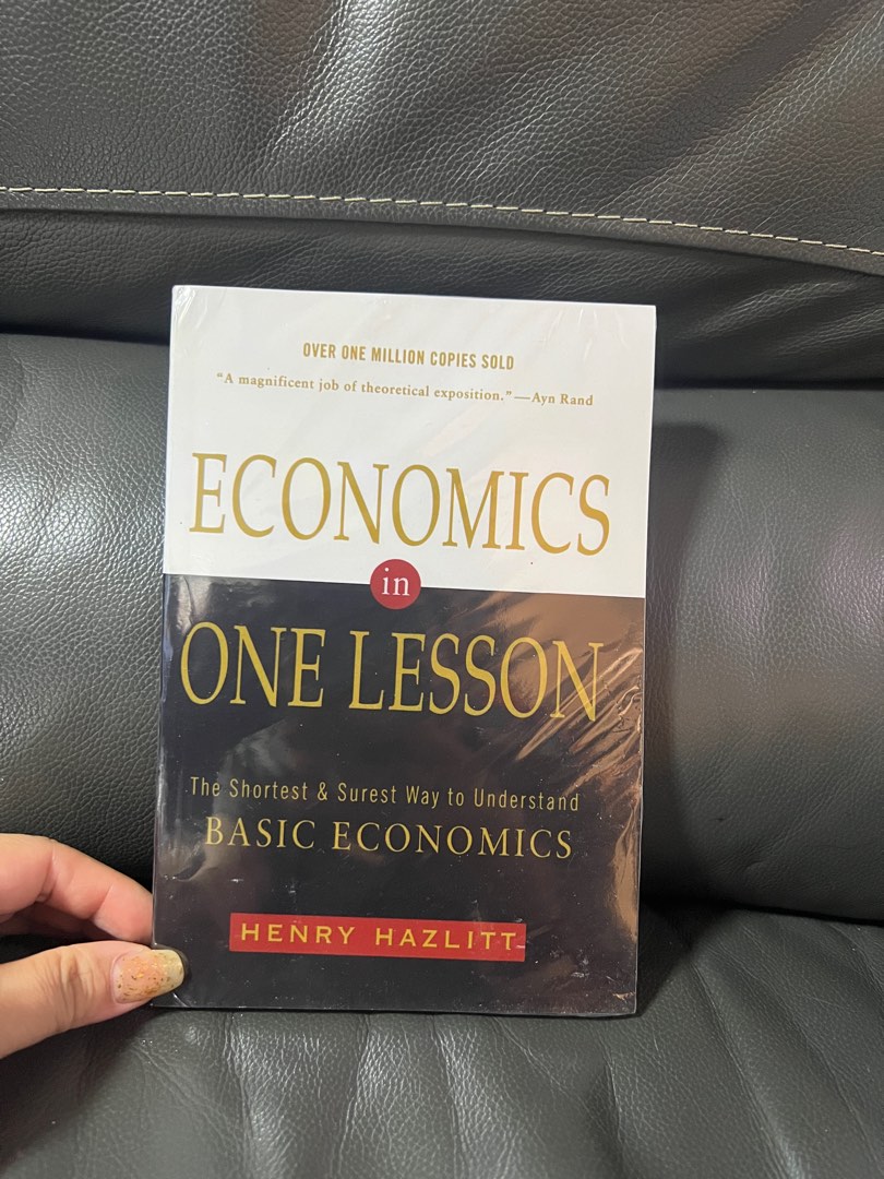 【現貨】Economics in One Lesson: The Shortest and Surest Way to Understand ...