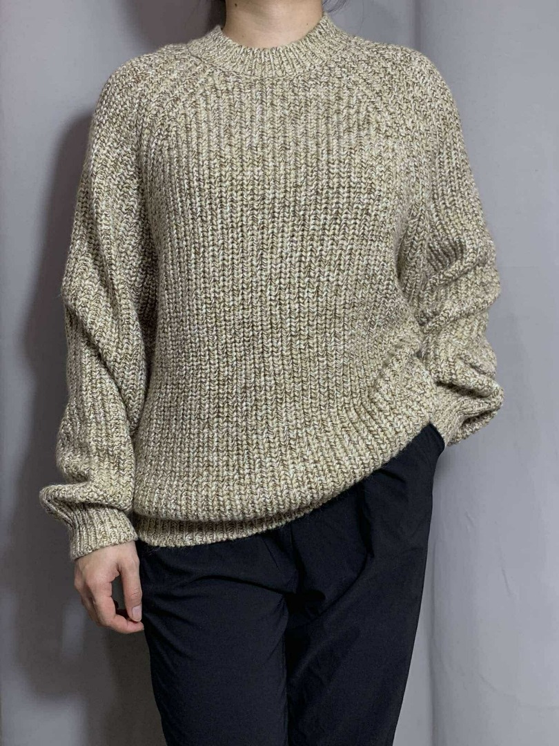GU MEN'S LOW GAUGE CREW NECK SWEATER, Men's Fashion, Coats, Jackets and ...