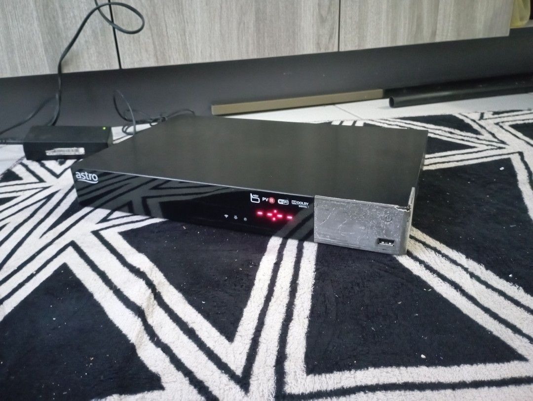 HD Top Box Decoder astro USED SET, Everything Else, Others on Carousell