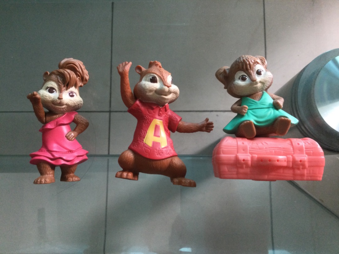 Mc donalds Alvin and the chipmunks movie toy, Hobbies & Toys, Toys ...