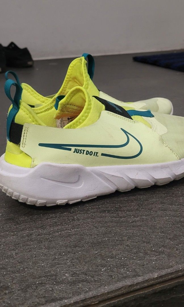 Nike Flex Runner, Babies & Kids, Babies & Kids Fashion on Carousell