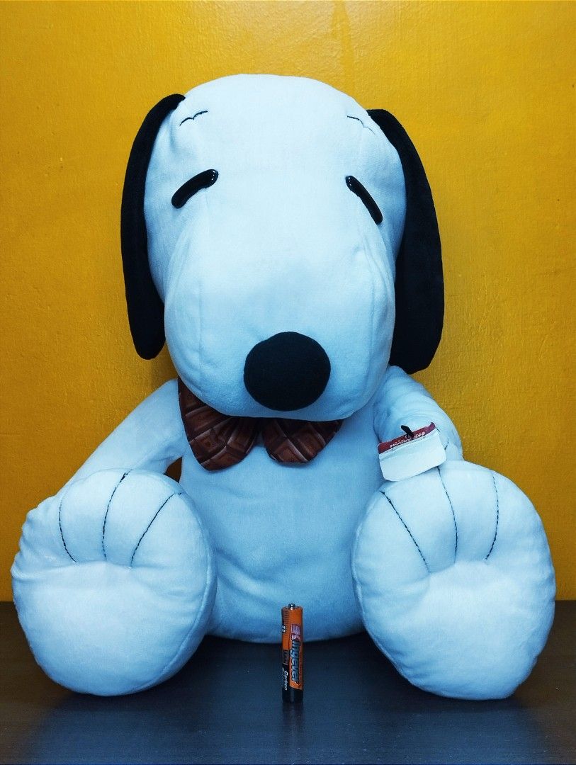 Snoopy and the Peanuts Gang, Hobbies & Toys, Toys & Games on Carousell