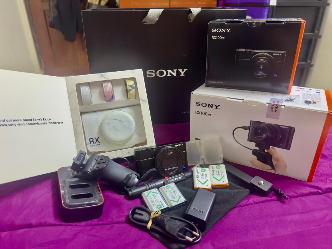 Sony RX100 VII / Mark 7, Photography, Cameras on Carousell