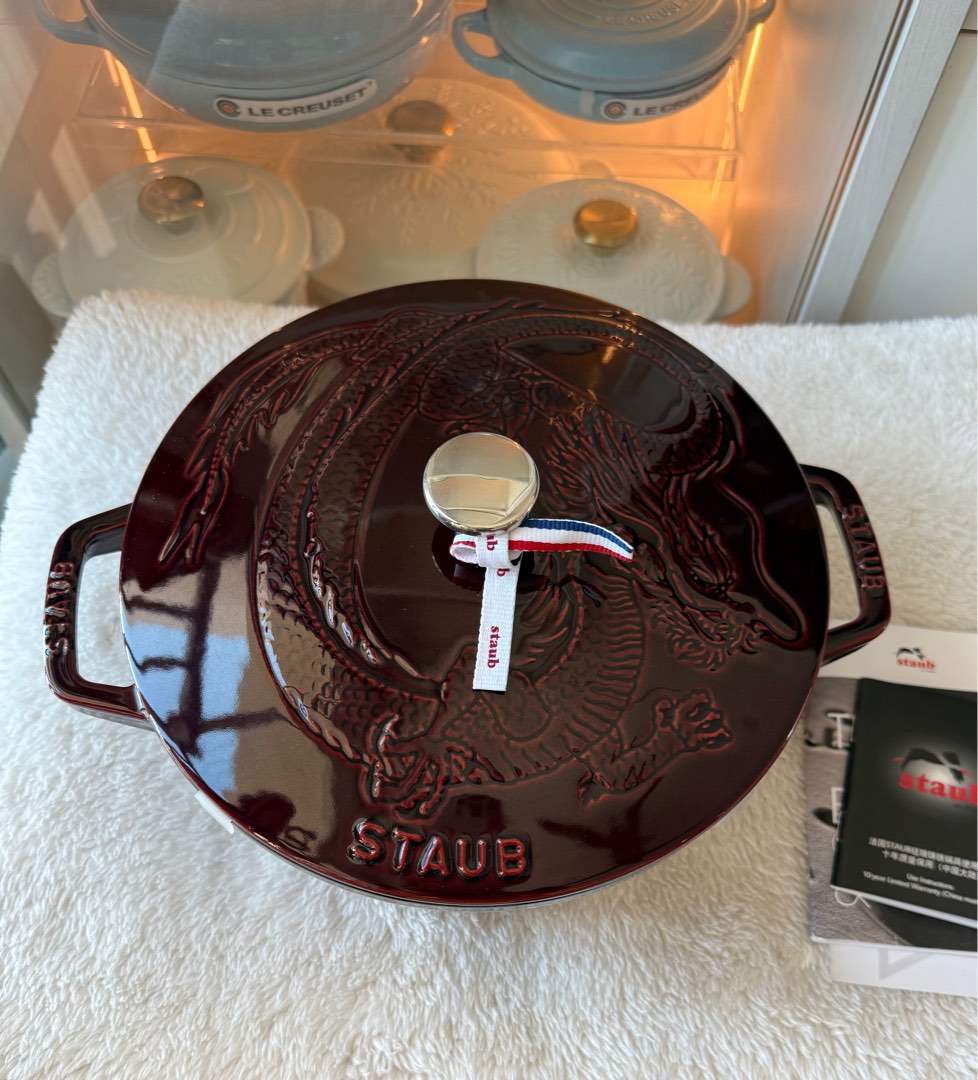 Staub special edition -dragon bring your love to the table, Furniture ...