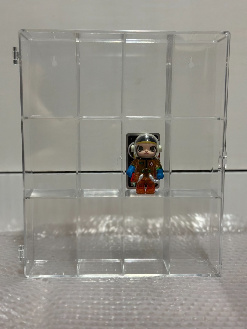 Acrylic display case for popmart/molly, Hobbies & Toys, Toys & Games on ...