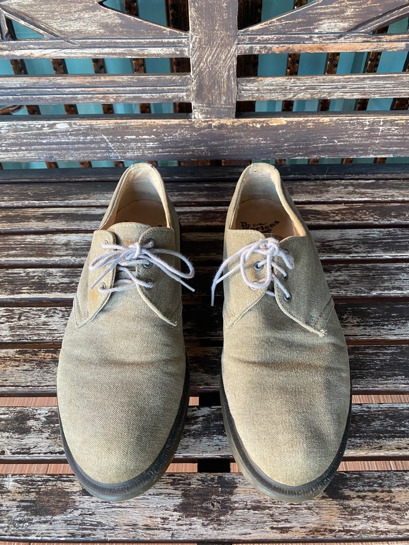 Dr Martens Lester (Light Grey | UK9), Men's Fashion, Footwear, Boots on ...