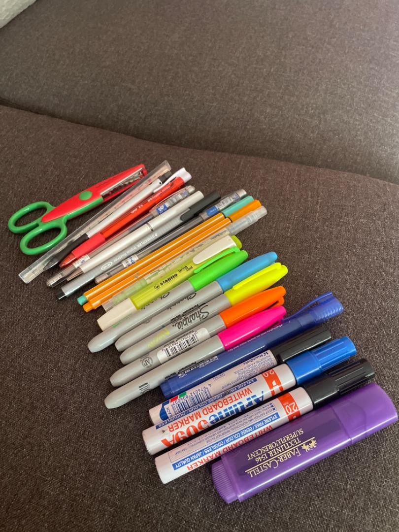 Highliter,pen,marker pen, Hobbies & Toys, Stationery & Craft ...