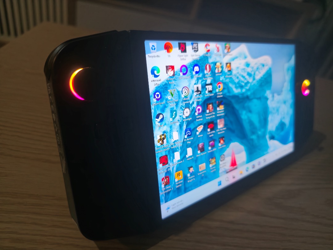 Lenovo Legion GO 1 TB, Video Gaming, Video Game Consoles, Others on ...