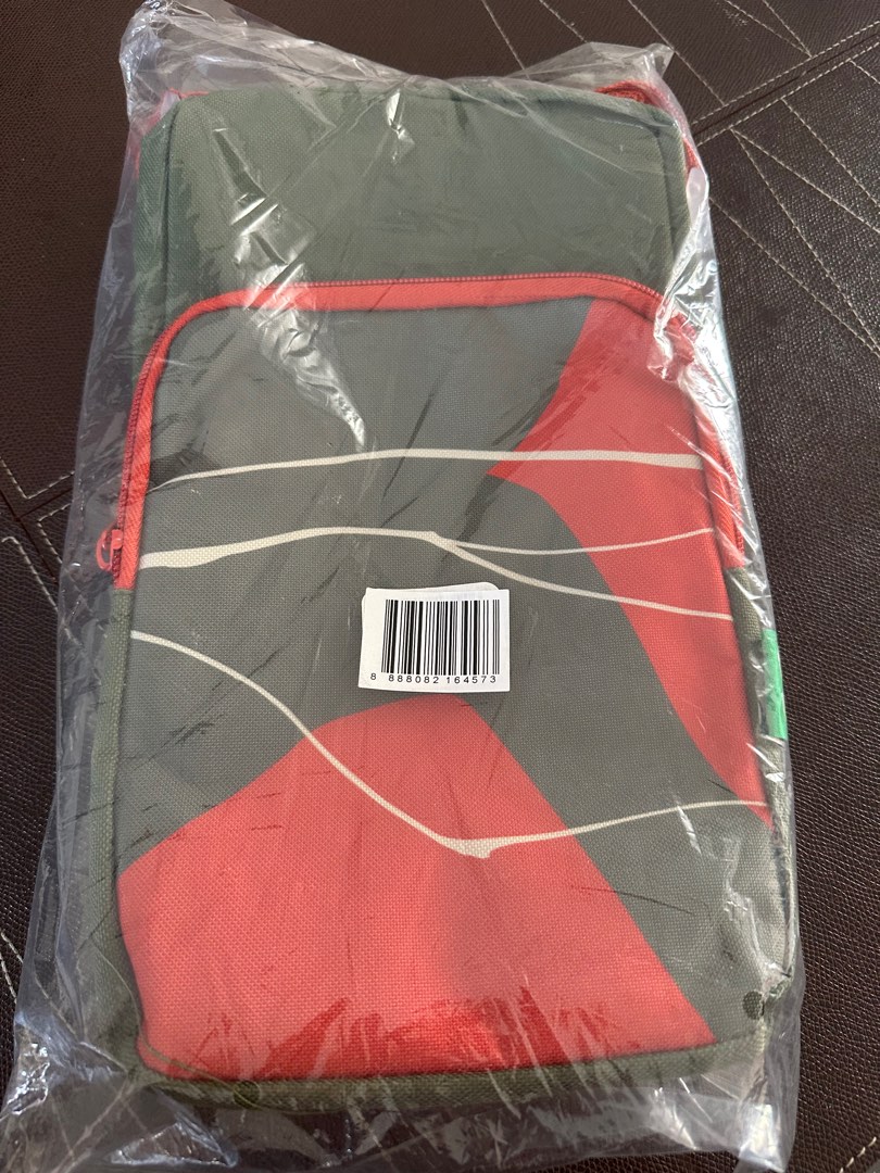 Milo Sling Bag, Men's Fashion, Bags, Sling Bags on Carousell