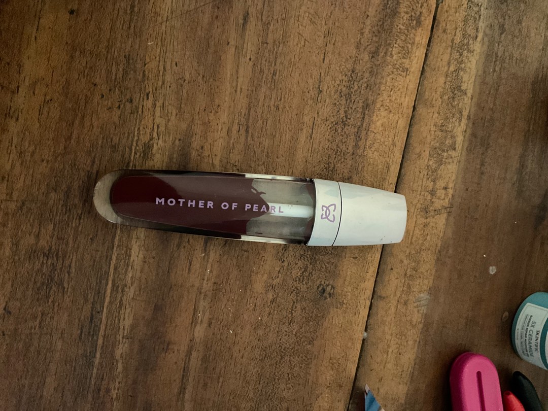 MOP LIP TINT SHADE GAME DAY, Kesehatan & Kecantikan, Parfum, Kuku ...