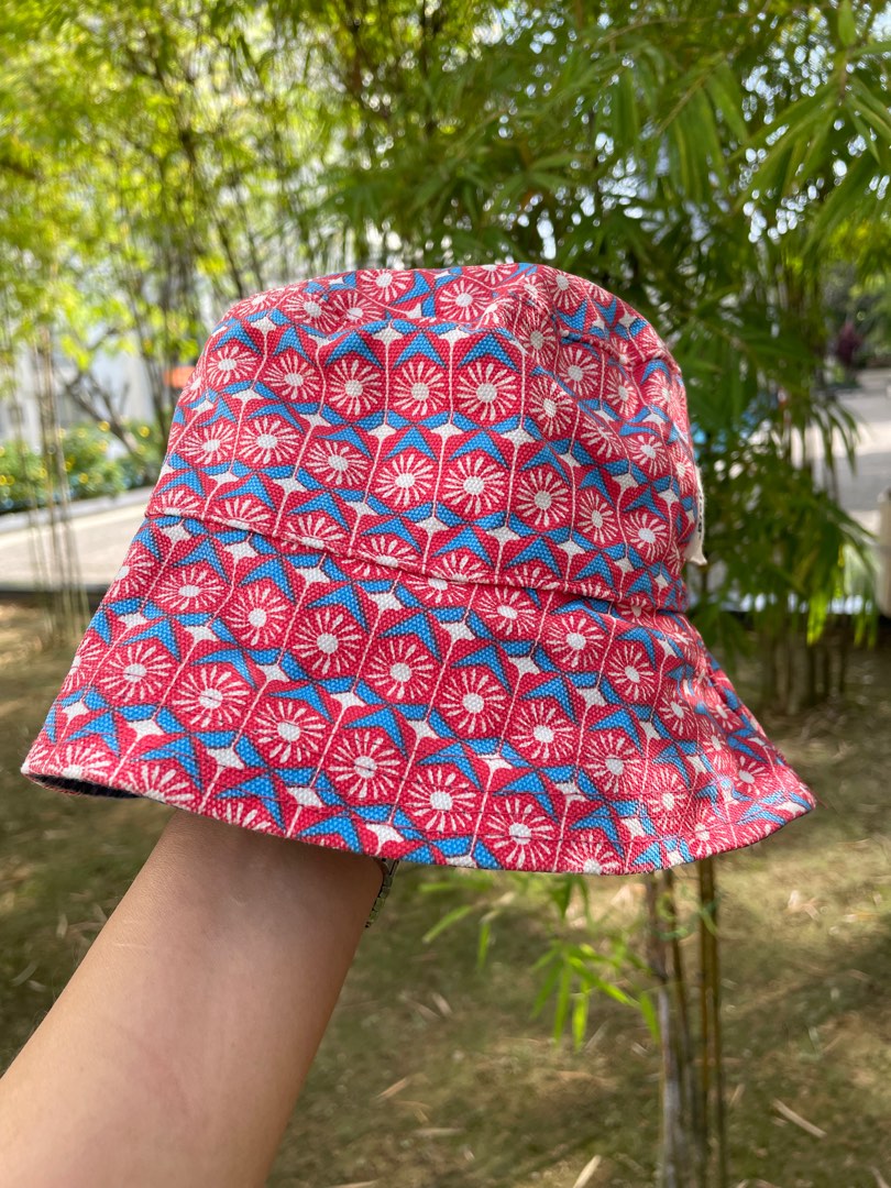 Nala red bucket hat, Women's Fashion, Watches & Accessories, Hats ...