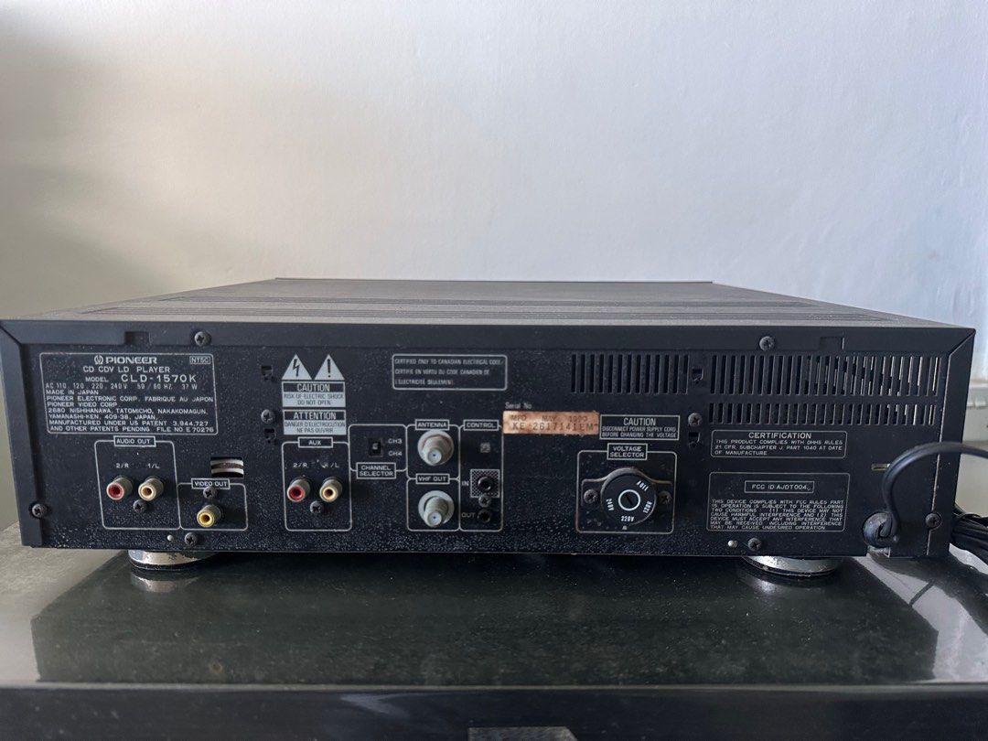 Pioneer Laser Disc Player CD/CDV/LD with remote control. AV output are used in RCA Cable which ...