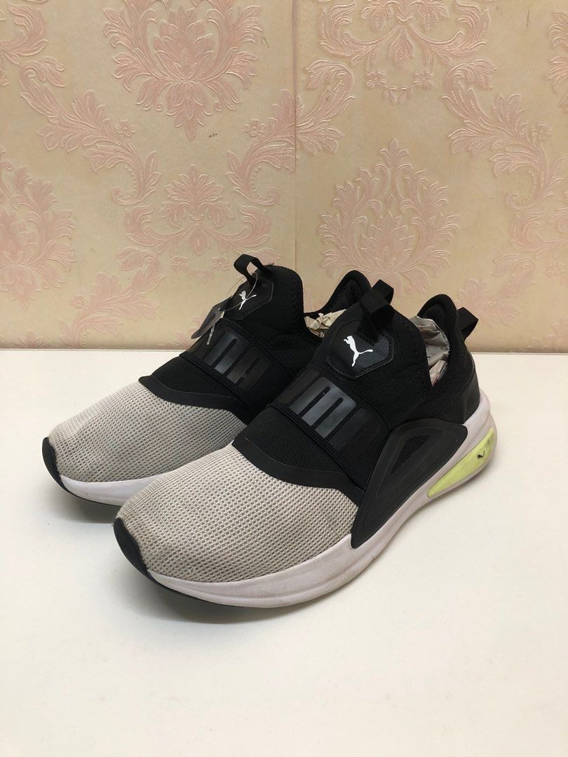 Puma Slip on Shoes, Men's Fashion, Footwear, Casual shoes on Carousell