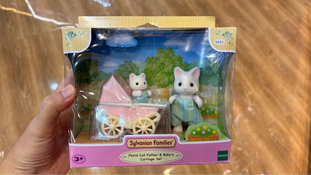 Sylvanian Families Cat Carriage Set, Toys & Collectibles, Mainan di ...
