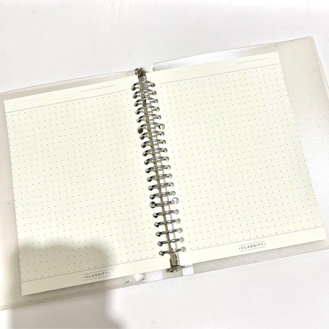 Veco Classify Ring Binder Notes (1pc): 20 Ring, A5, Refillable,100 sheets DOTTED Cream Paper ...