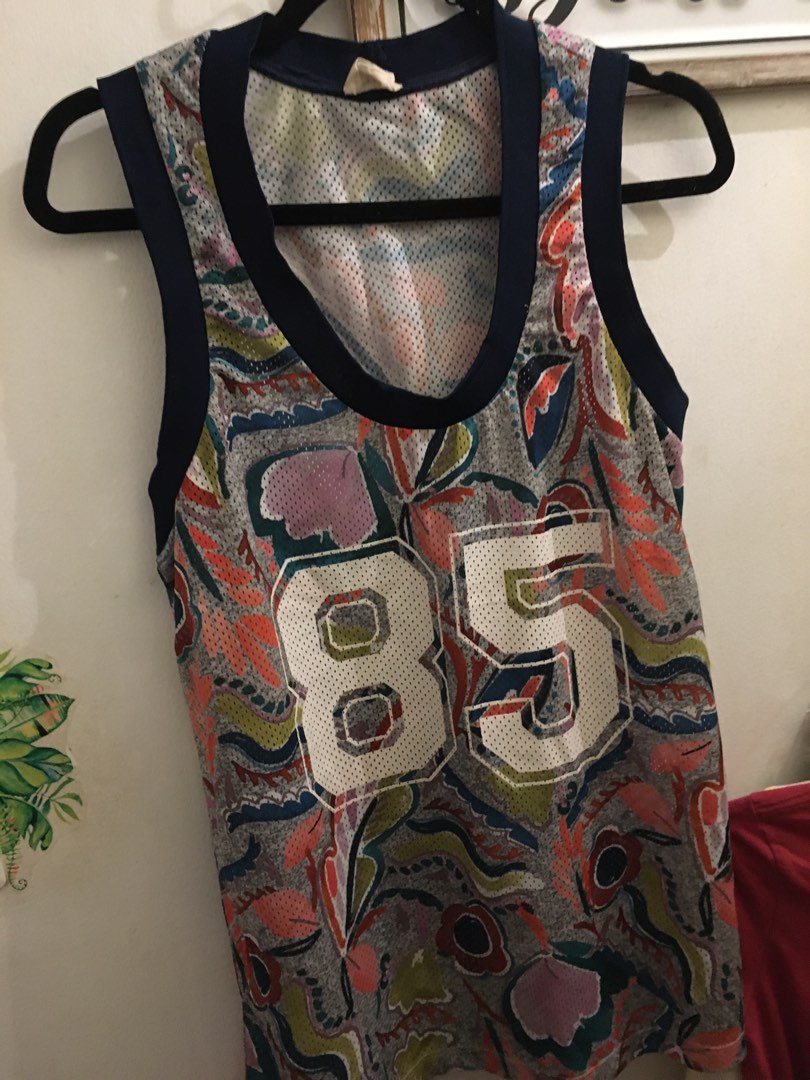 Zara Perforated Jersey Top, Women's Fashion, Activewear on Carousell