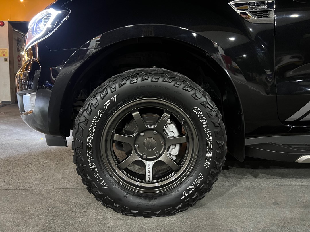 18s Rota Realite offroad mags with Mastercraft 275/65/18 tires (Ranger ...
