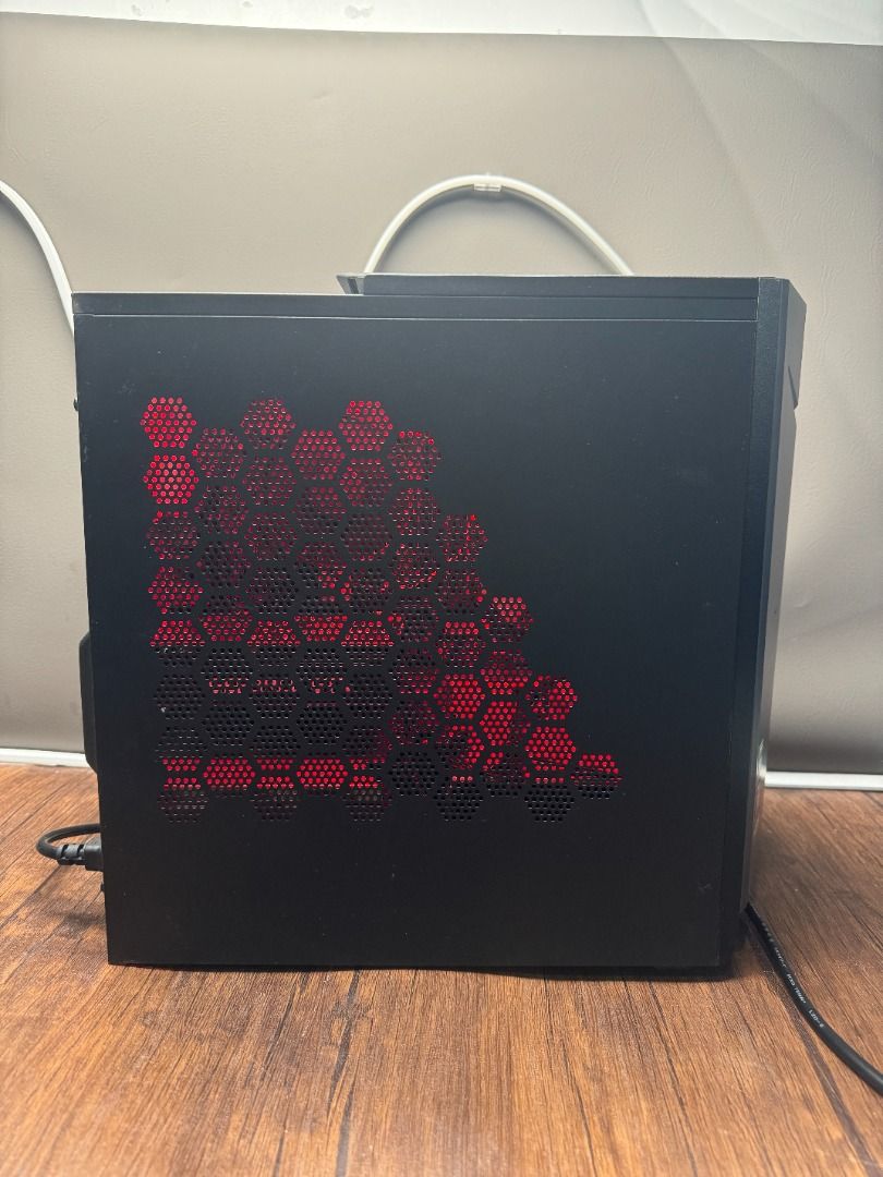 acer原廠機 電競 台機 i5-11400F 顯示卡： 1650（4G） 主機板N50-620 B560：SSD WD 500GB+1T ...