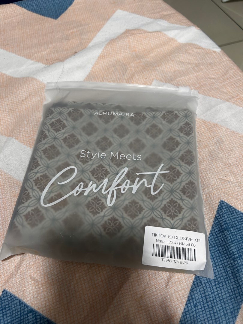 al humaira tudung bawal, Women's Fashion, Muslimah Fashion, Hijabs on ...