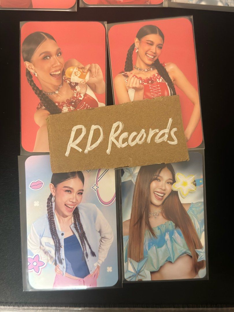 Bini Stacey Set (Jollibee, Globe, Lightstick) Photocard, Hobbies & Toys ...