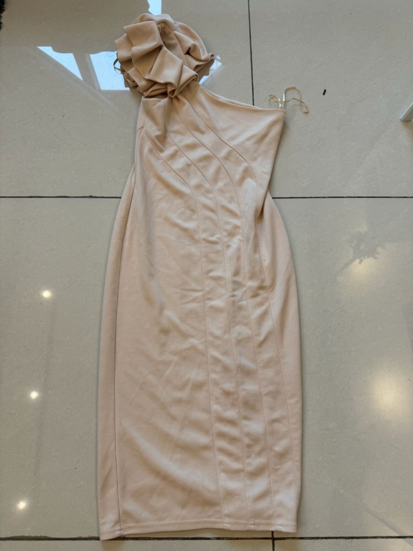 (Brand new] (S) Zara nude midi dress (one shoulder/toga), Women's Fashion, Dresses & Sets ...