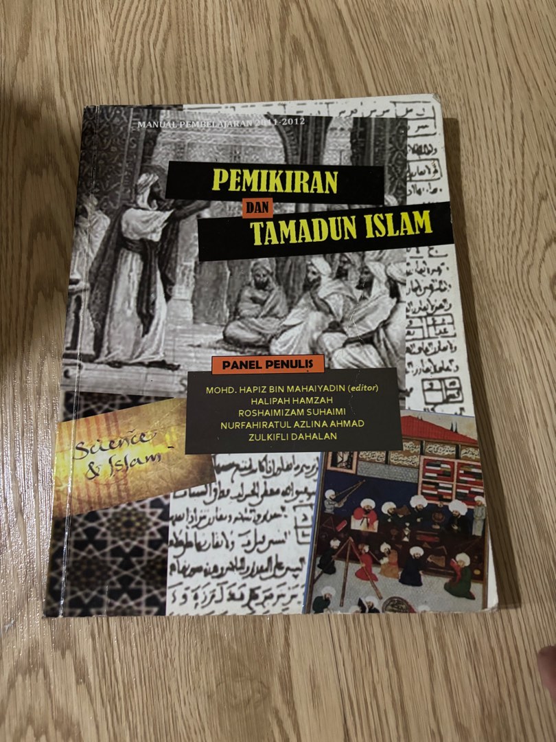 Buku UITM Culinary Arts Hotel Management, Hobbies & Toys, Books ...