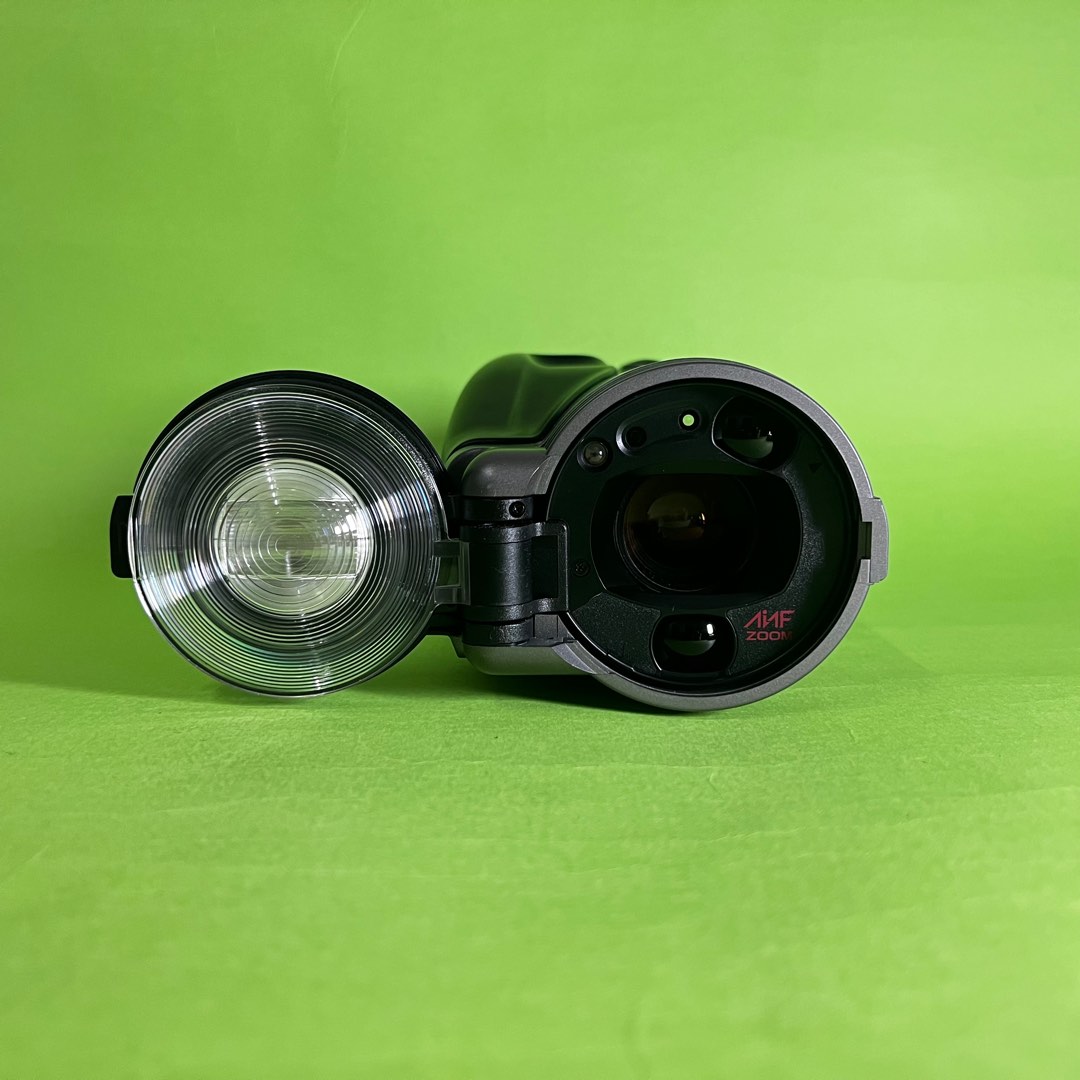 Canon Autoboy Jet 35mm Film Camera, Photography, Cameras on Carousell