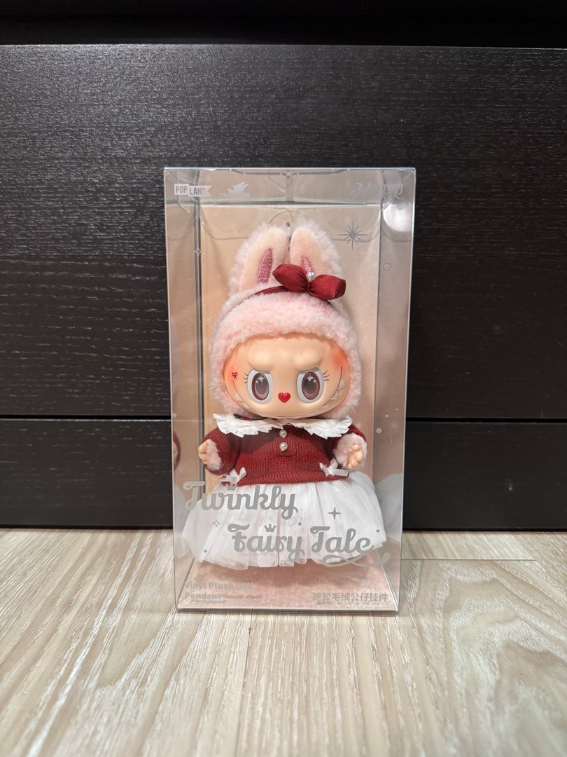 Christmas Momoko Labubu Twinkly Fairy Tale Popmart, Hobbies & Toys ...