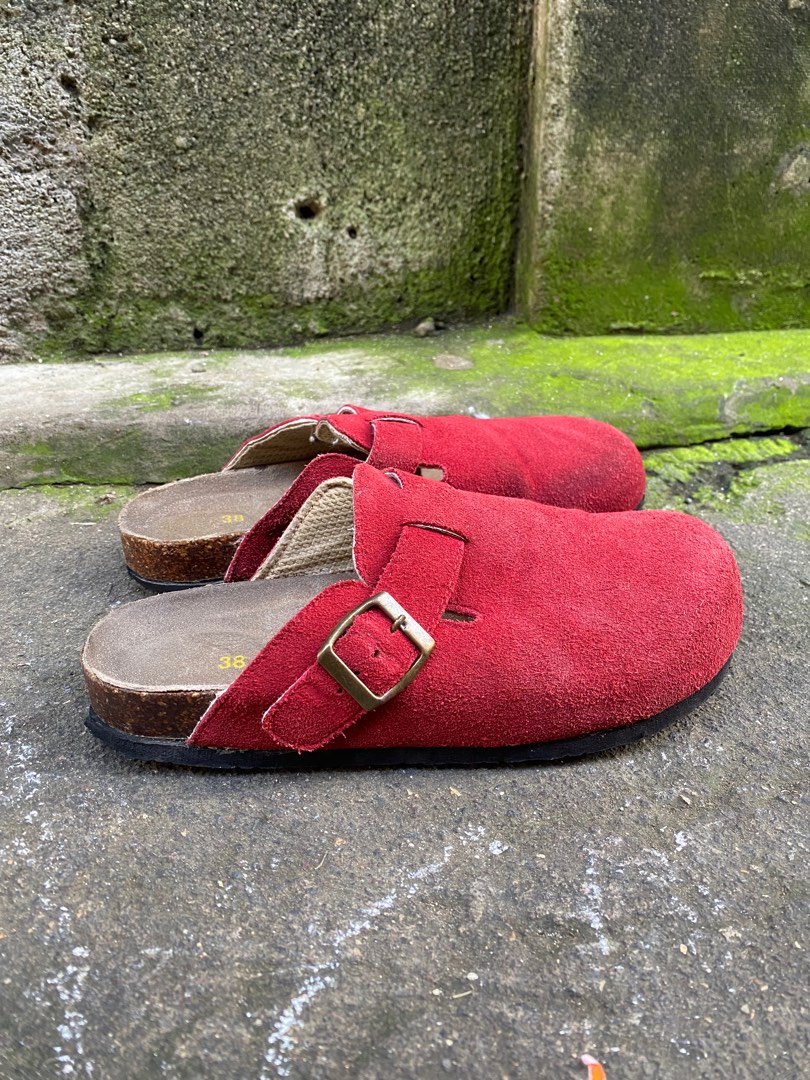 Clogs, Dried Rose, Women's Fashion, Footwear, Slippers and slides on ...