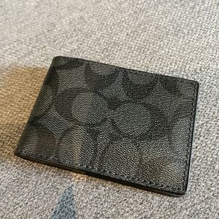 Coach Men Card Wallet, Men's Fashion, Watches & Accessories, Wallets ...