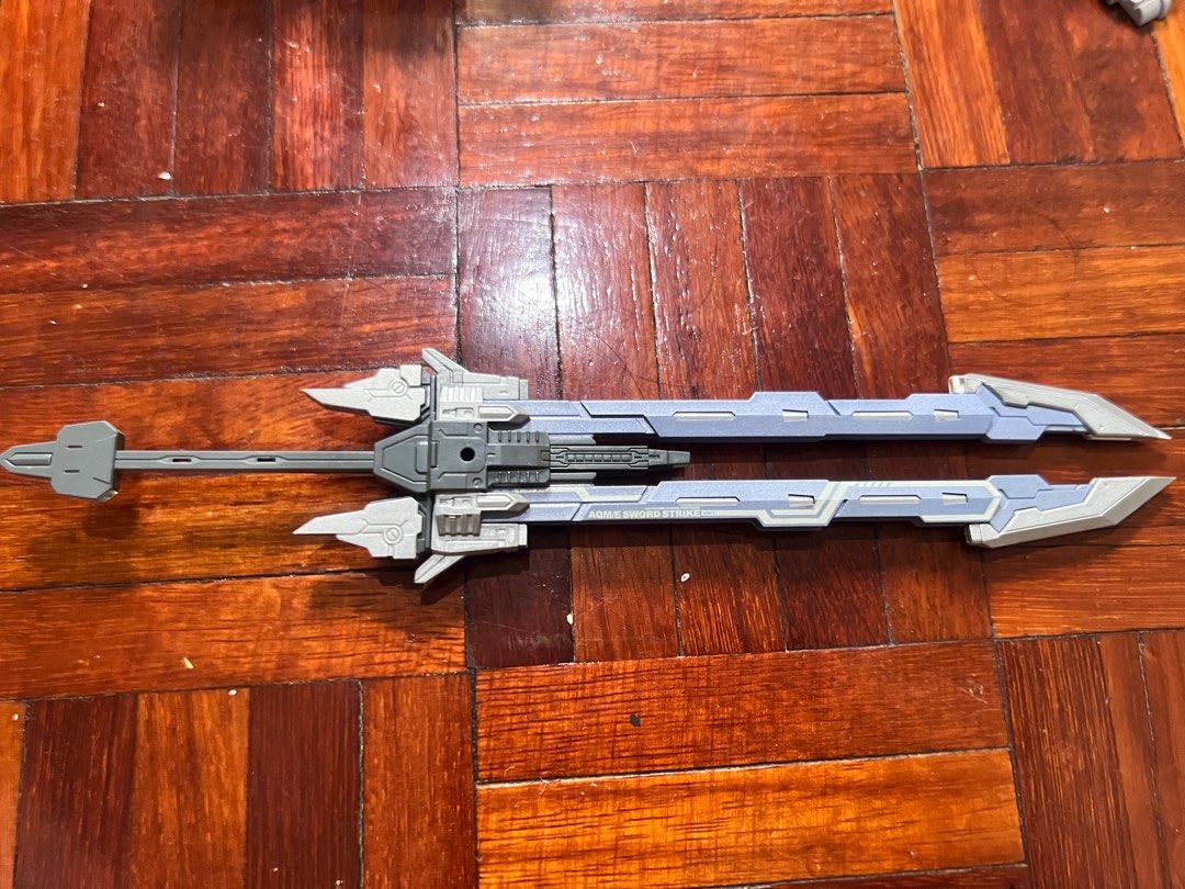 Dragon momomo sword strike gundam weapon, Hobbies & Toys, Toys & Games ...