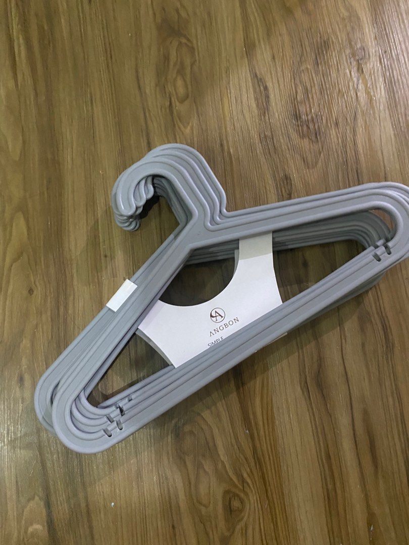 Japanese design minimalist hangers, Furniture & Home Living, Home ...