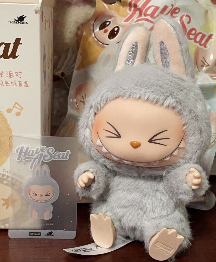 (HEHE) LABUBU V2 ORIGINAL POPMART (HAVE A SEAT SERIES) Brand new opened ...
