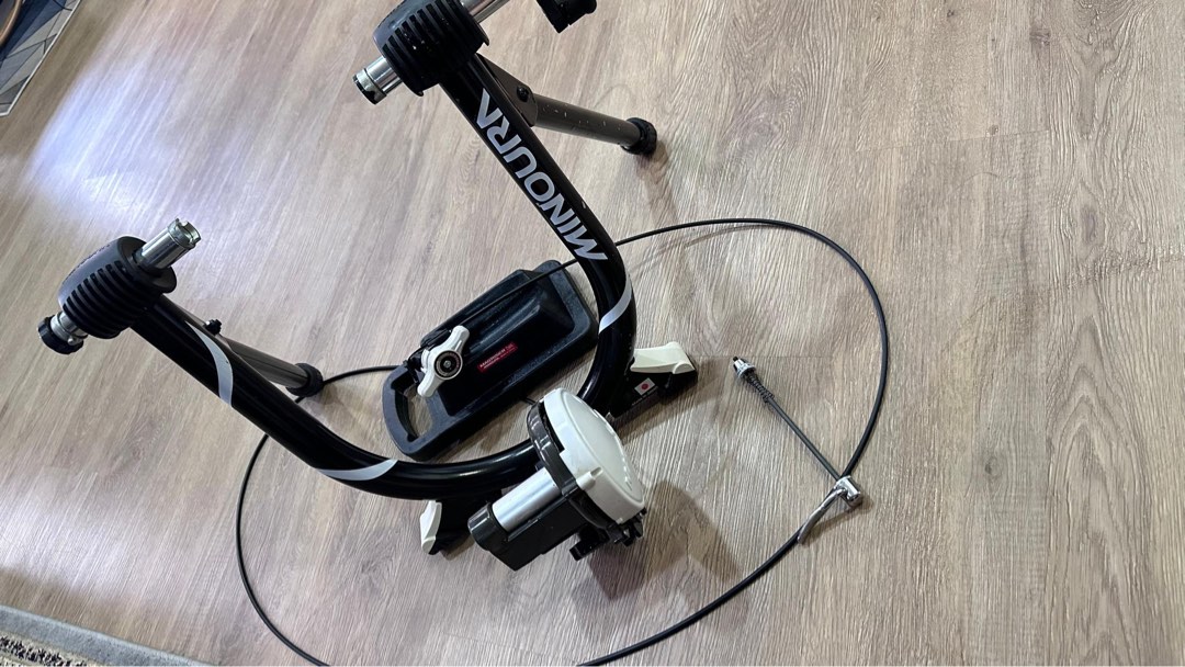 Minoura Trainer, Sports Equipment, Bicycles & Parts, Bicycles on Carousell