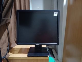 Monitor bekas Dijual | Carousell Indonesia