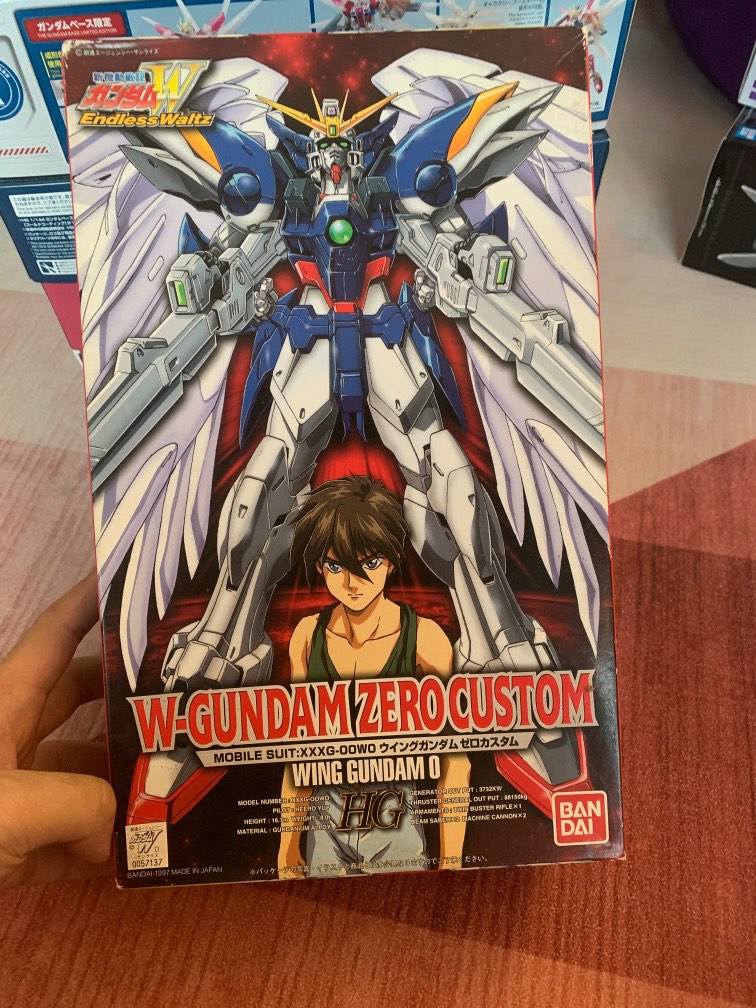 S> W-Gundam zero 1/100 HG, Hobbies & Toys, Toys & Games on Carousell
